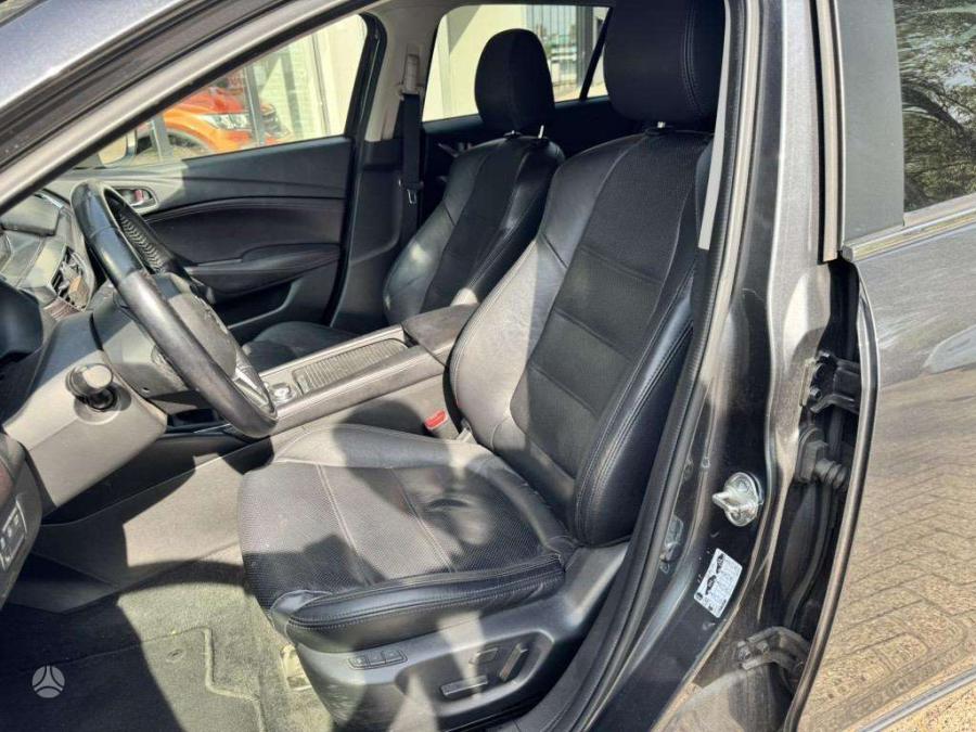 Pelēks Mazda 6 2015 Raseiniai, ar dzinēja tilpumu 2.19 L un nobraukumu 240 tūkst. km par 4650 €, foto 10 vietnē AUTOMOTO.COM.LV