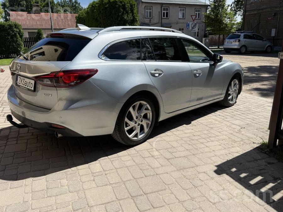 Grey Mazda 6 2016 in Jelgava, with an engine capacity of 2.20 L and mileage of 194 thousand km for 8250 €, photo 5 on AUTOMOTO.COM.LV