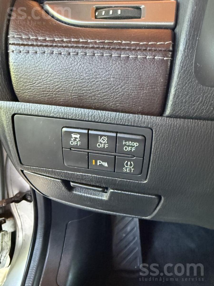 Grey Mazda 6 2016 in Jelgava, with an engine capacity of 2.20 L and mileage of 194 thousand km for 8250 €, photo 17 on AUTOMOTO.COM.LV