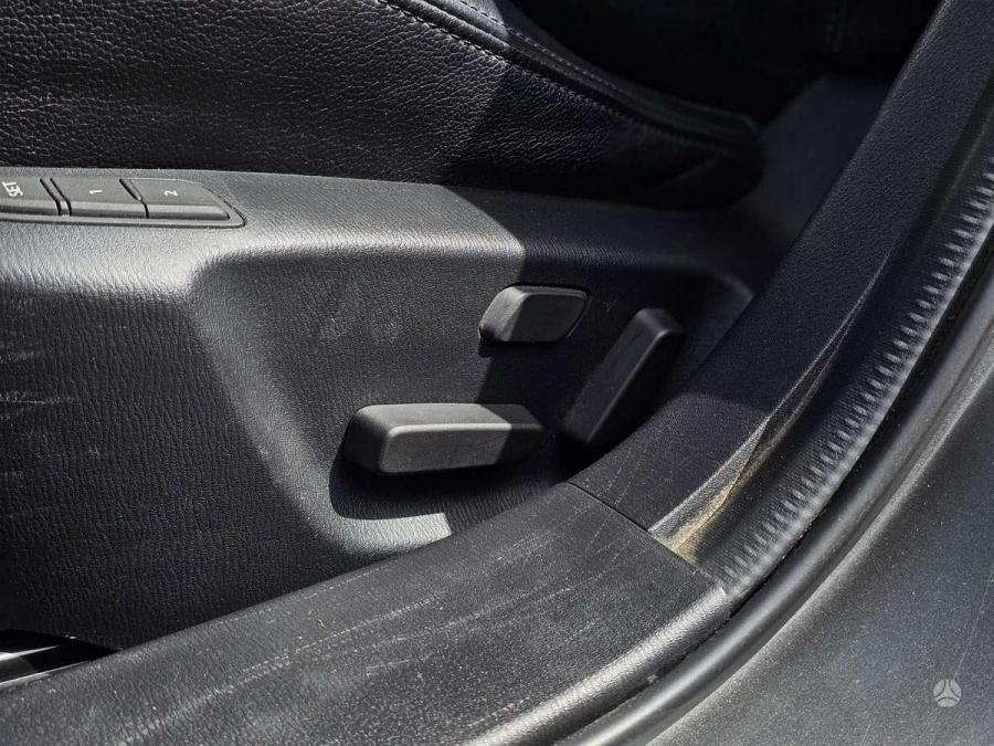 Pelēks Mazda 6 2017 Rokiškis, ar dzinēja tilpumu 2.19 L un nobraukumu 210 tūkst. km par 6250 €, foto 27 vietnē AUTOMOTO.COM.LV