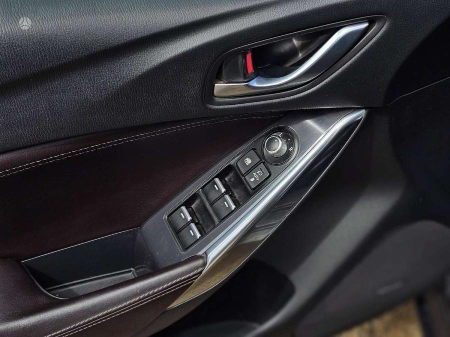 Pelēks Mazda 6 2017 Rokiškis, ar dzinēja tilpumu 2.19 L un nobraukumu 210 tūkst. km par 6250 €, foto 30 vietnē AUTOMOTO.COM.LV