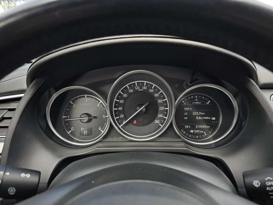 Pelēks Mazda 6 2017 Rokiškis, ar dzinēja tilpumu 2.19 L un nobraukumu 210 tūkst. km par 6250 €, foto 35 vietnē AUTOMOTO.COM.LV