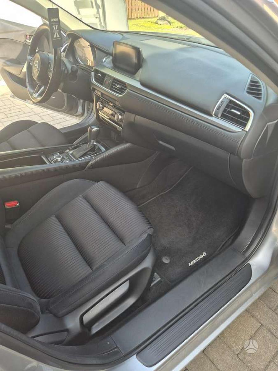 Pelēks Mazda 6 2017 Šilutė, ar dzinēja tilpumu 2.19 L un nobraukumu 180 tūkst. km par 8100 €, foto 19 vietnē AUTOMOTO.COM.LV