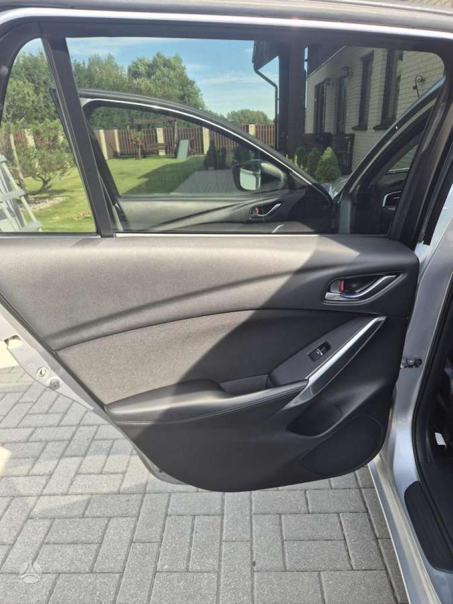 Pelēks Mazda 6 2017 Šilutė, ar dzinēja tilpumu 2.19 L un nobraukumu 180 tūkst. km par 8100 €, foto 30 vietnē AUTOMOTO.COM.LV