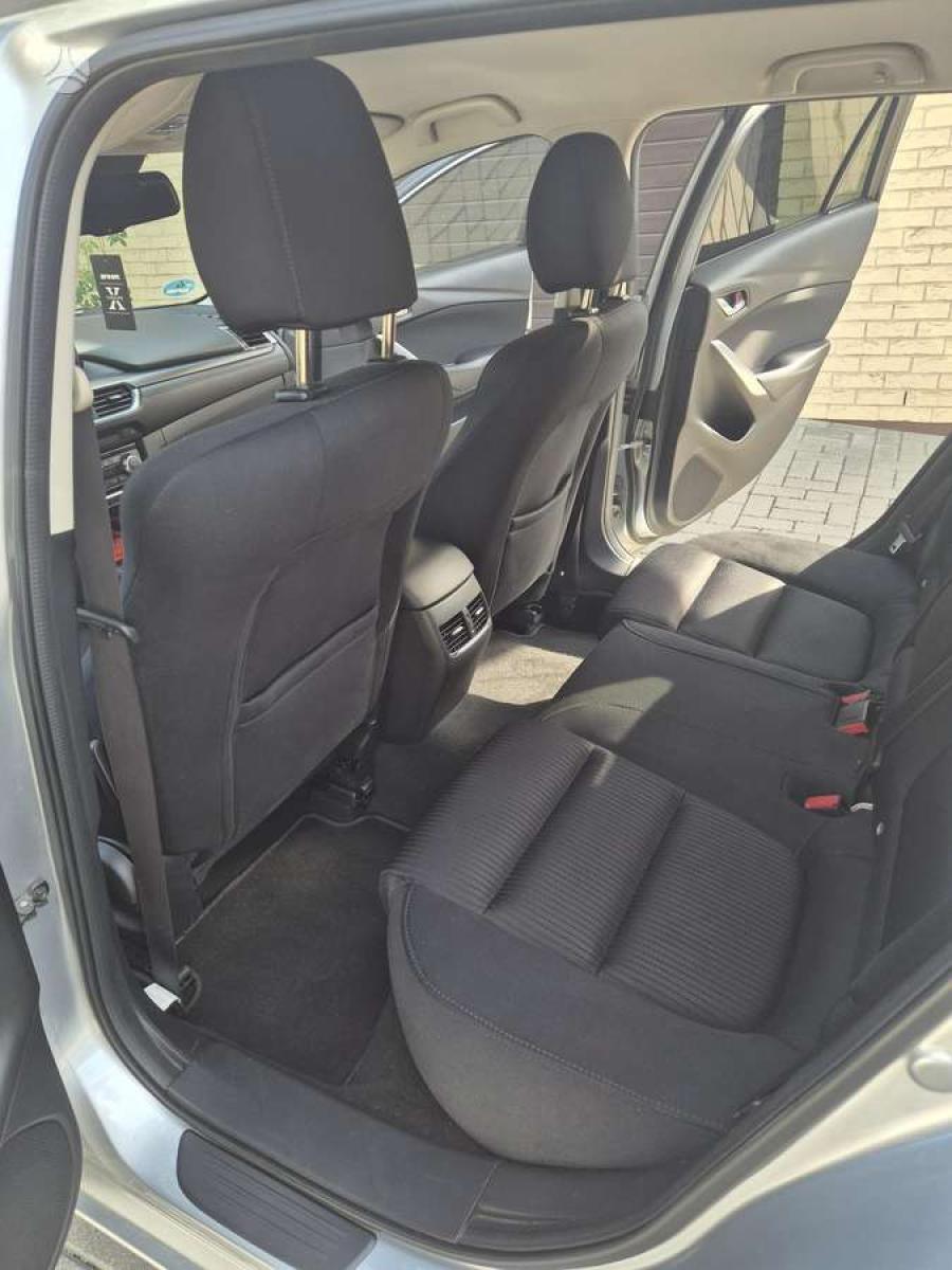 Pelēks Mazda 6 2017 Šilutė, ar dzinēja tilpumu 2.19 L un nobraukumu 180 tūkst. km par 8100 €, foto 31 vietnē AUTOMOTO.COM.LV