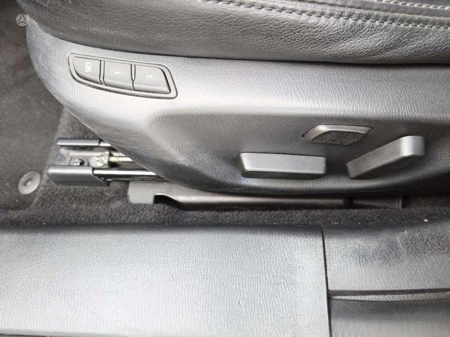Grey Mazda 6 2017 in Marijampole, with an engine capacity of 2.19 L and mileage of 176 thousand km for 7200 €, photo 20 on AUTOMOTO.COM.LV