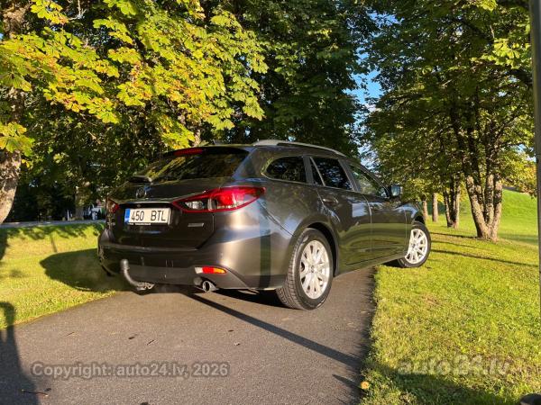 Mazda 6 2017 in Tallinn on AUTOMOTO.COM.LV Grey Mazda 6 2017 in Tallinn, with an engine capacity of 2.00 L and mileage of 150 thousand km for 13500 €, photo 3 on AUTOMOTO.COM.LV