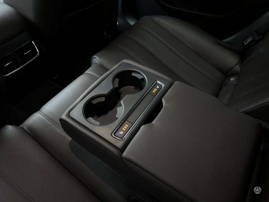 Grey Mazda 6 2018 in Klaipeda, with an engine capacity of 2.19 L and mileage of 208 thousand km for 11250 €, photo 19 on AUTOMOTO.COM.LV
