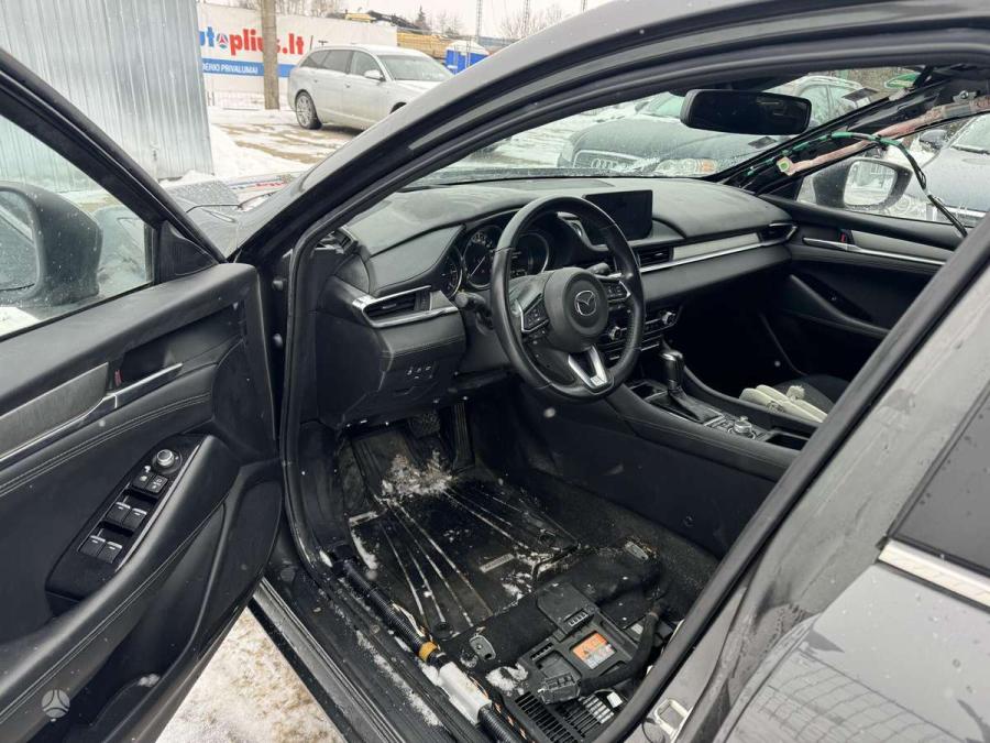 Pelēks Mazda 6 2020 Kauņa, ar dzinēja tilpumu 2.19 L un nobraukumu 103 tūkst. km par 10000 €, foto 10 vietnē AUTOMOTO.COM.LV