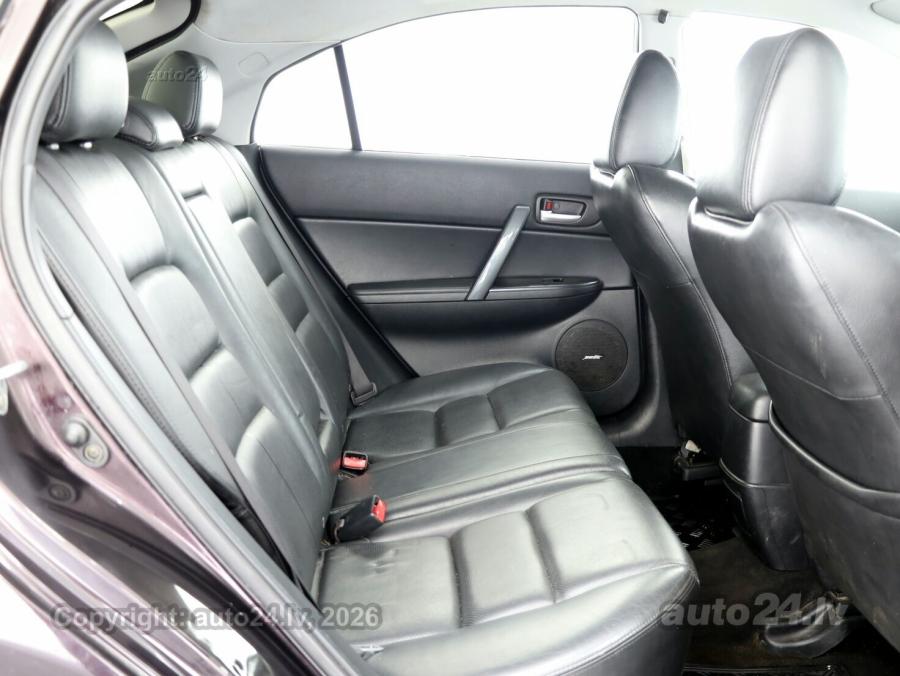 Red Mazda 6 2006 in Tallinn, with an engine capacity of 2.00 L and mileage of 279 thousand km for 1099 €, photo 8 on AUTOMOTO.COM.LV