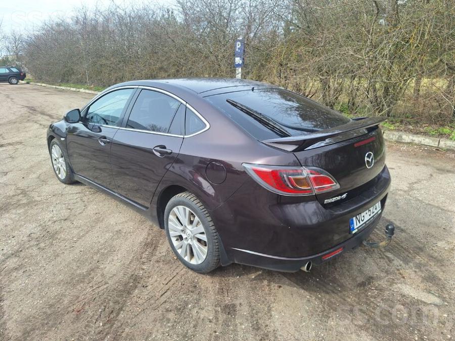 Red Mazda 6 2008 in Daugavpils, with an engine capacity of 2.00 L and mileage of 0 thousand km for 7300 €, photo 10 on AUTOMOTO.COM.LV