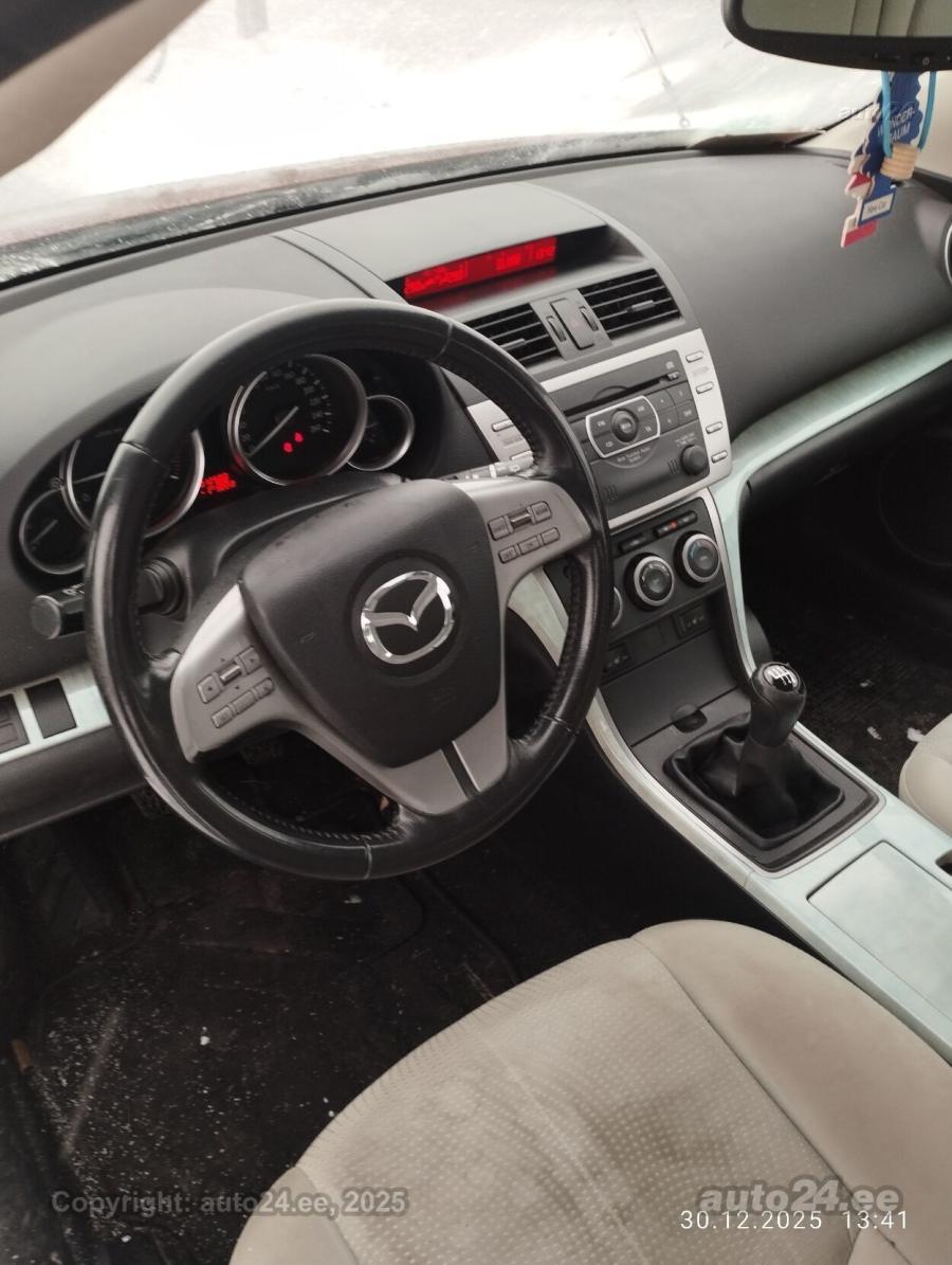 Red Mazda 6 2008 in Tallinn, with an engine capacity of 2.00 L and mileage of 313 thousand km for 1400 €, photo 7 on AUTOMOTO.COM.LV