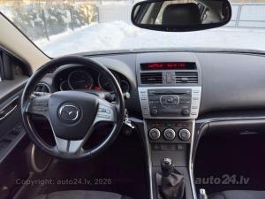 Red Mazda 6 2008 in Tallinn, with an engine capacity of 2.00 L and mileage of 296 thousand km for 2200 €, photo 7 on AUTOMOTO.COM.LV
