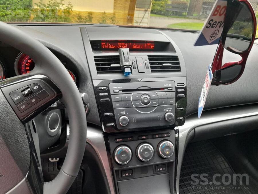 Red Mazda 6 2011 in Preili, with an engine capacity of 2.20 L and mileage of 259 thousand km for 3800 €, photo 9 on AUTOMOTO.COM.LV