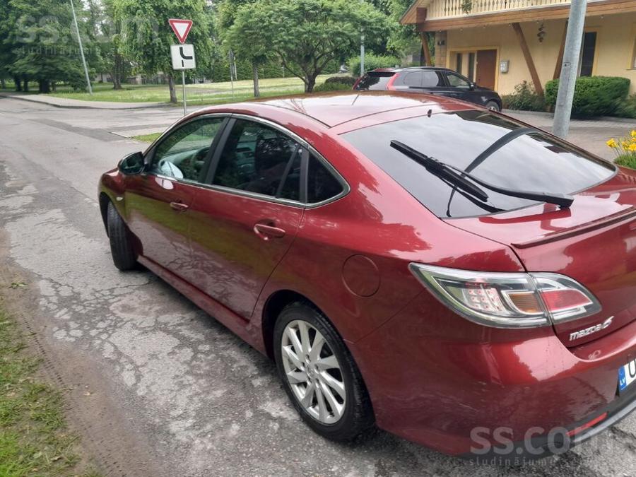 Red Mazda 6 2011 in Preili, with an engine capacity of 2.20 L and mileage of 259 thousand km for 3800 €, photo 16 on AUTOMOTO.COM.LV
