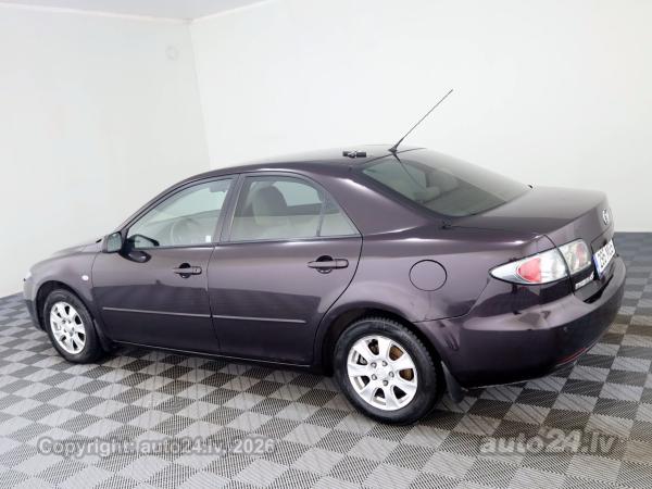 Red Mazda 6 2006 in Tallinn, with an engine capacity of 2.00 L and mileage of 195 thousand km for 599 €, photo 4 on AUTOMOTO.COM.LV