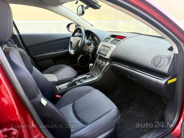 Sarkans Mazda 6 2008 Tallina, ar dzinēja tilpumu 2.00 L un nobraukumu 225 tūkst. km par 3999 €, foto 11 vietnē AUTOMOTO.COM.LV