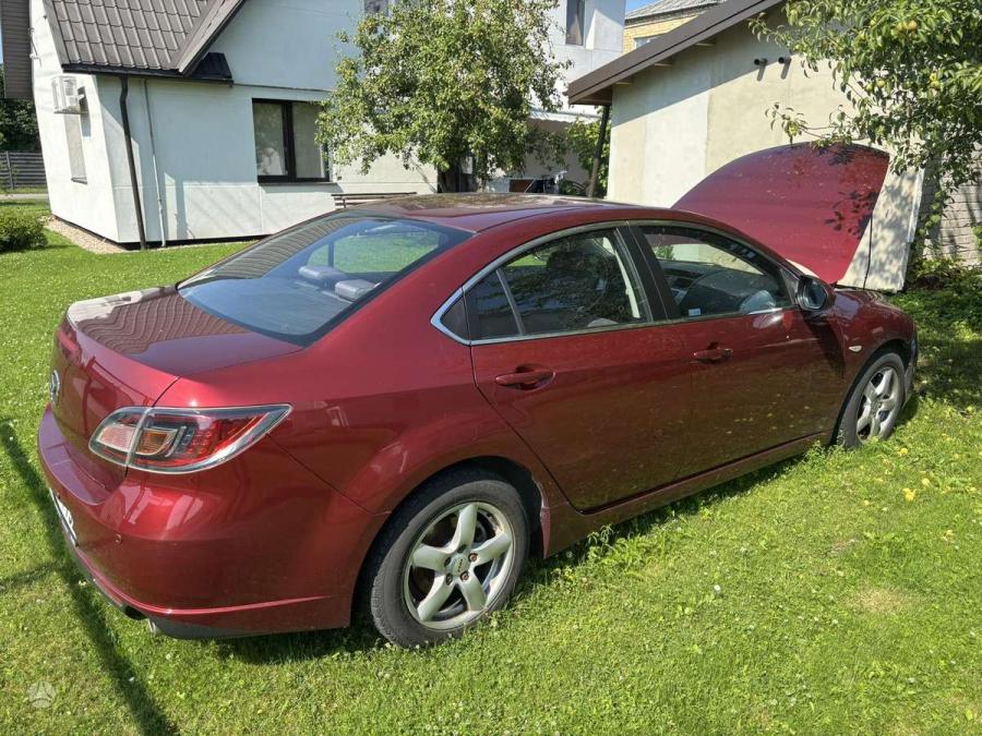 Sarkans Mazda 6 2008 Panevēža, ar dzinēja tilpumu 2.00 L un nobraukumu 195 tūkst. km par 600 €, foto 1 vietnē AUTOMOTO.COM.LV