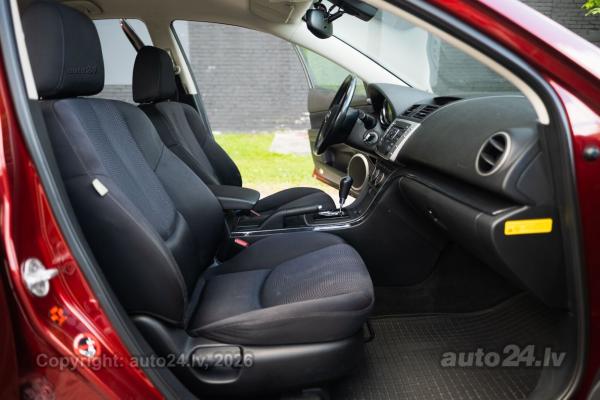 Red Mazda 6 2008 in Tallinn, with an engine capacity of 2.00 L and mileage of 236 thousand km for 3500 €, photo 9 on AUTOMOTO.COM.LV