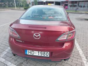 Red Mazda 6 2008 in Riga, with an engine capacity of 2.00 L and mileage of 377 thousand km for 1099 €, photo 5 on AUTOMOTO.COM.LV