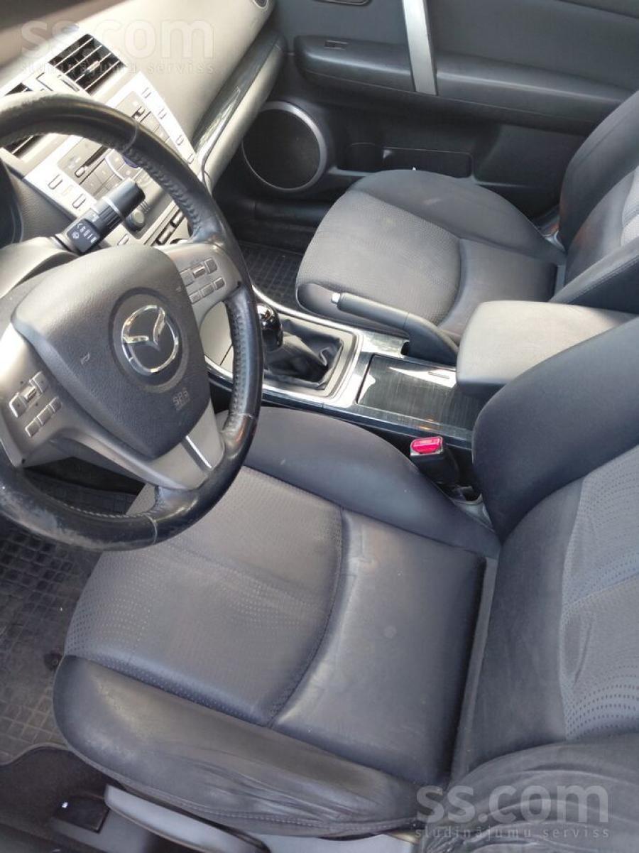 Red Mazda 6 2008 in Riga, with an engine capacity of 2.00 L and mileage of 377 thousand km for 1099 €, photo 7 on AUTOMOTO.COM.LV