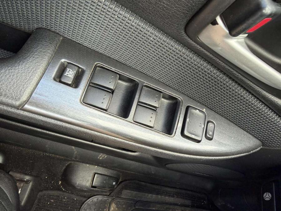 Red Mazda 6 2008 in Vilnius, with an engine capacity of 1.80 L and mileage of 248 thousand km for 450 €, photo 13 on AUTOMOTO.COM.LV