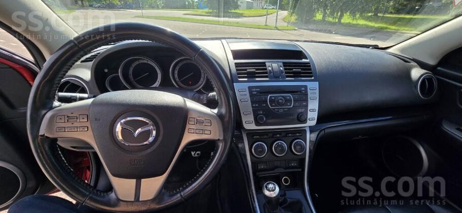 Sarkans Mazda 6 2008 Cēsis, ar dzinēja tilpumu 2.50 L un nobraukumu 255 tūkst. km par 2500 €, foto 16 vietnē AUTOMOTO.COM.LV