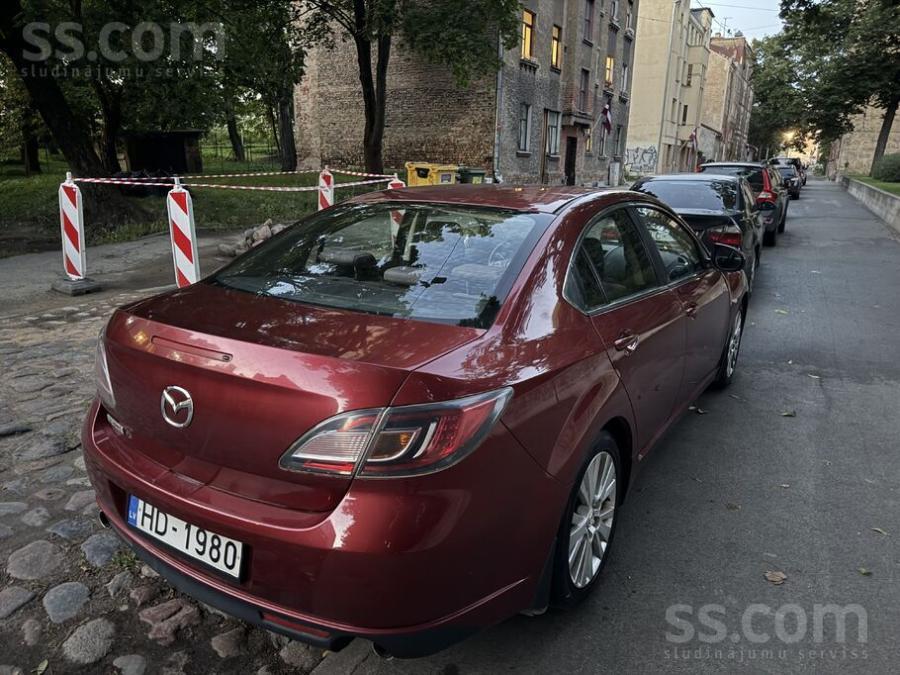 Red Mazda 6 2008 in Riga, with an engine capacity of 2.00 L and mileage of 370 thousand km for 1400 €, photo 3 on AUTOMOTO.COM.LV