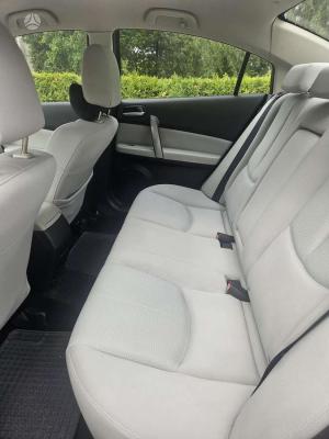 Red Mazda 6 2008 in Kaunas, with an engine capacity of 2.00 L and mileage of 246 thousand km for 3800 €, photo 12 on AUTOMOTO.COM.LV