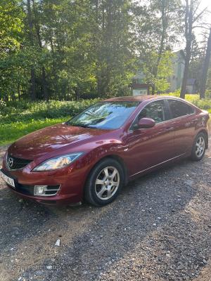 Sarkans Mazda 6 2009 Tallina, ar dzinēja tilpumu 2.00 L un nobraukumu 316 tūkst. km par 890 €, foto  vietnē AUTOMOTO.COM.LV