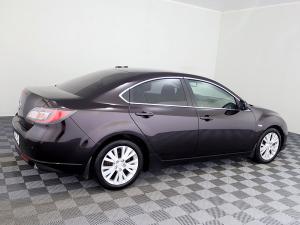 Красный Мазда 6 2009 в Таллин, объемом двигателя 2.00 л и пробегом 155 тыс. км за 3199 €, фото 4 на AUTOMOTO.COM.LV