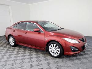 Sarkans Mazda 6 2010 Tallina, ar dzinēja tilpumu 2.00 L un nobraukumu 189 tūkst. km par 3599 €, foto  vietnē AUTOMOTO.COM.LV