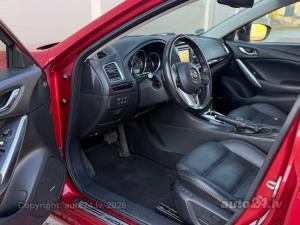 Red Mazda 6 2013 in Tallinn, with an engine capacity of 2.20 L and mileage of 190 thousand km for 6990 €, photo 7 on AUTOMOTO.COM.LV
