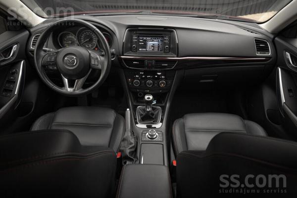 Red Mazda 6 2013 in Jelgava, with an engine capacity of 2.00 L and mileage of 128 thousand km for 9900 €, photo 8 on AUTOMOTO.COM.LV