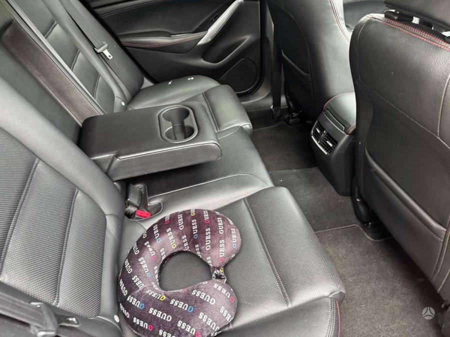 Red Mazda 6 2013 in Druskininkai, with an engine capacity of 2.20 L and mileage of 254 thousand km for 2400 €, photo 19 on AUTOMOTO.COM.LV