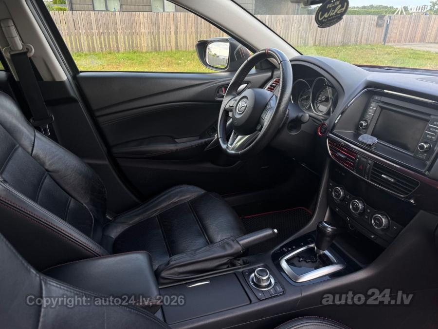 Sarkans Mazda 6 2013 Tallina, ar dzinēja tilpumu 2.20 L un nobraukumu 301 tūkst. km par 6499 €, foto 9 vietnē AUTOMOTO.COM.LV