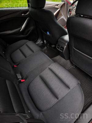Sarkans Mazda 6 2013 Rīga, ar dzinēja tilpumu 2.00 L un nobraukumu 194 tūkst. km par 6500 €, foto 9 vietnē AUTOMOTO.COM.LV