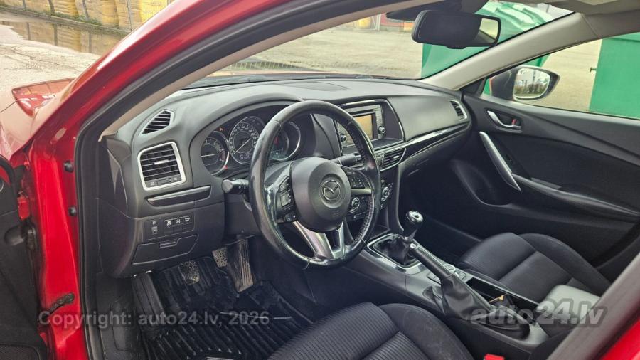 Sarkans Mazda 6 2013 Tartu, ar dzinēja tilpumu 2.20 L un nobraukumu 281 tūkst. km par 4999 €, foto 5 vietnē AUTOMOTO.COM.LV