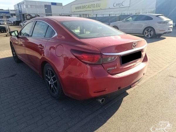 Red Mazda 6 2016 in Avizieniai, with an engine capacity of 2.50 L and mileage of 126 thousand km for 4900 €, photo 3 on AUTOMOTO.COM.LV