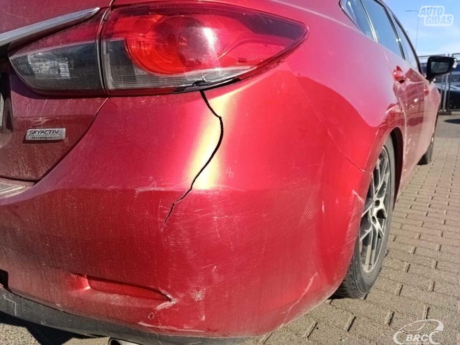 Sarkans Mazda 6 2016 Avižieniai, ar dzinēja tilpumu 2.50 L un nobraukumu 126 tūkst. km par 4900 €, foto 25 vietnē AUTOMOTO.COM.LV