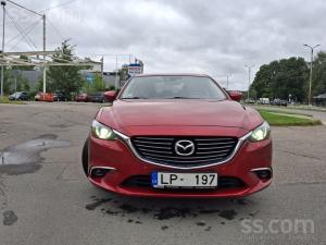 Red Mazda 6 2018 in Riga, with an engine capacity of 2.00 L and mileage of 184 thousand km for 13500 €, photo 2 on AUTOMOTO.COM.LV