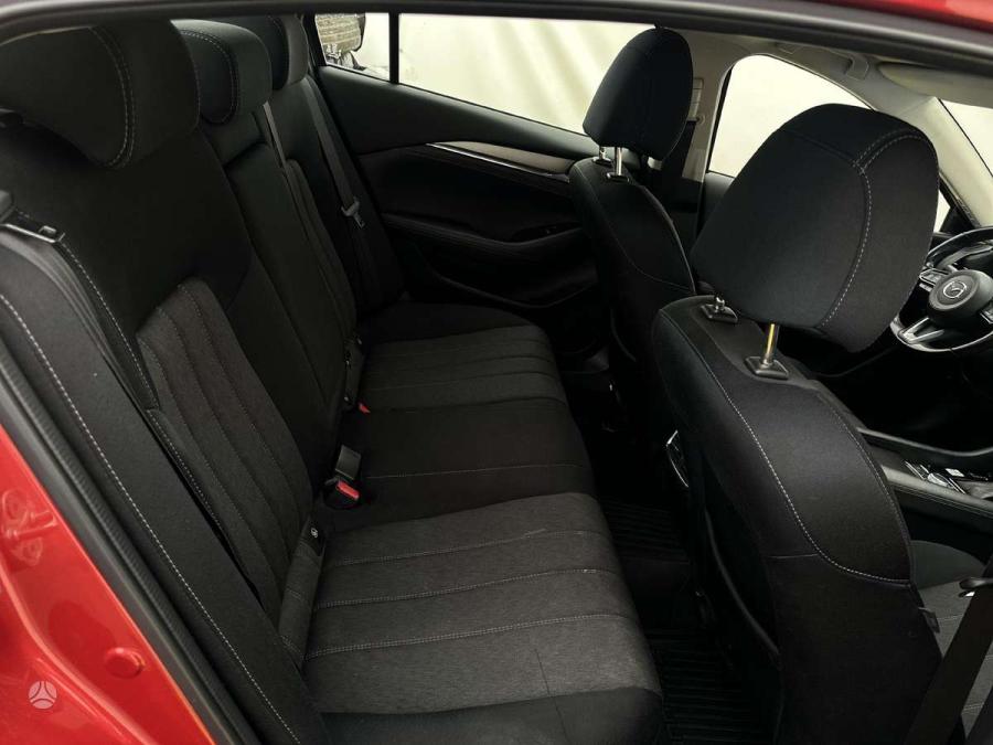 Red Mazda 6 2018 in Vilnius, with an engine capacity of 2.00 L and mileage of 97 thousand km for 15700 €, photo 12 on AUTOMOTO.COM.LV