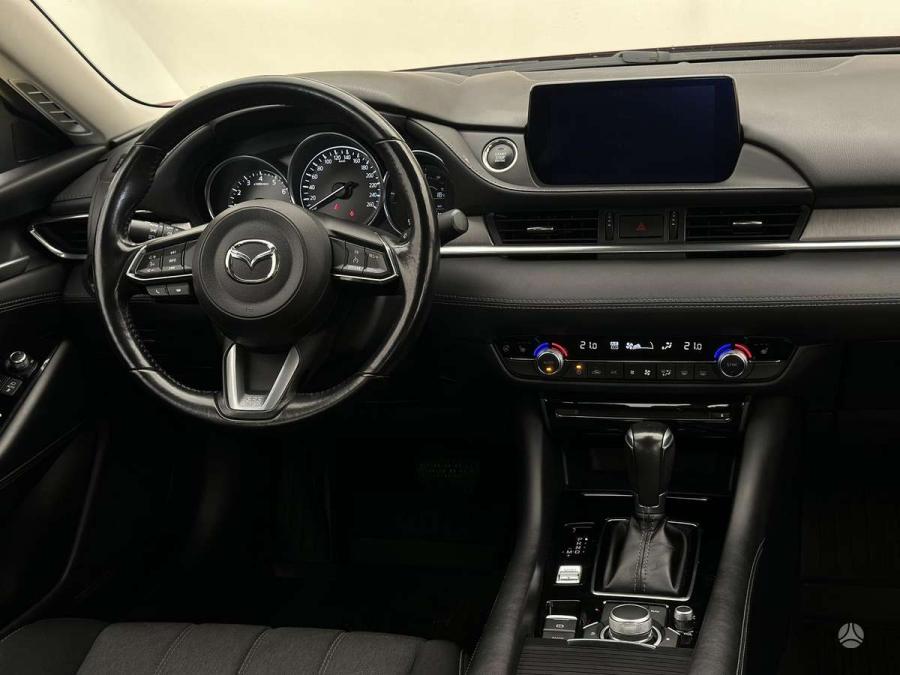 Red Mazda 6 2018 in Vilnius, with an engine capacity of 2.00 L and mileage of 97 thousand km for 14999 €, photo 16 on AUTOMOTO.COM.LV