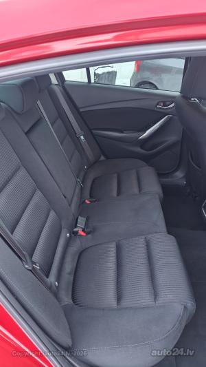 Red Mazda 6 2018 in Tallinn, with an engine capacity of 2.00 L and mileage of 110 thousand km for 15750 €, photo 6 on AUTOMOTO.COM.LV