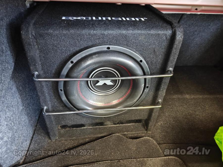 Red Mazda 6 2018 in Tallinn, with an engine capacity of 2.00 L and mileage of 110 thousand km for 15750 €, photo 8 on AUTOMOTO.COM.LV