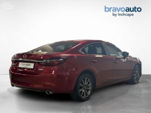 Red Mazda 6 2019 in Vilnius, with an engine capacity of 2.00 L and mileage of 95 thousand km for 16900 €, photo 6 on AUTOMOTO.COM.LV
