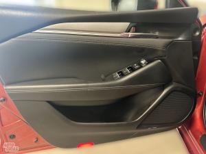 Red Mazda 6 2019 in Vilnius, with an engine capacity of 2.00 L and mileage of 95 thousand km for 16900 €, photo 13 on AUTOMOTO.COM.LV