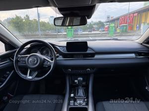 Красный Мазда 6 2021 в Таллин, объемом двигателя 2.00 л и пробегом 72 тыс. км за 19900 €, фото 10 на AUTOMOTO.COM.LV