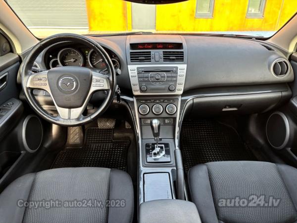 Sarkans Mazda 6 2008 Tallina, ar dzinēja tilpumu 2.00 L un nobraukumu 217 tūkst. km par 3990 €, foto 11 vietnē AUTOMOTO.COM.LV