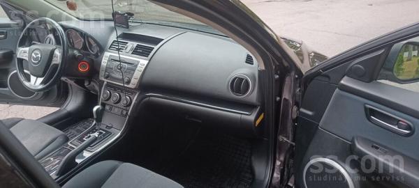 Красный Мазда 6 2009 в Рига, объемом двигателя 2.00 л и пробегом 270 тыс. км за 2200 €, фото 10 на AUTOMOTO.COM.LV